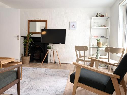 Stylish Central Brighton Two Bedroom Family Apartment - Walk To Beach - 호베