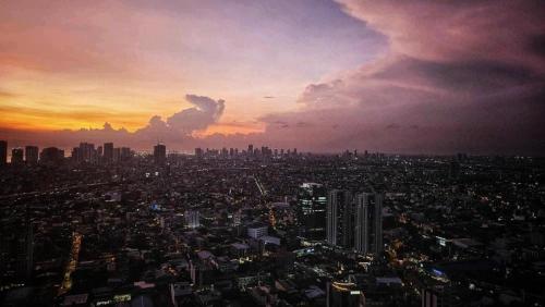 Sunset View At Air Residences Makati - Makati