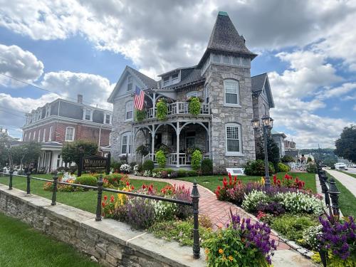 Willough Bed And Breakfast - Bucks County, PA