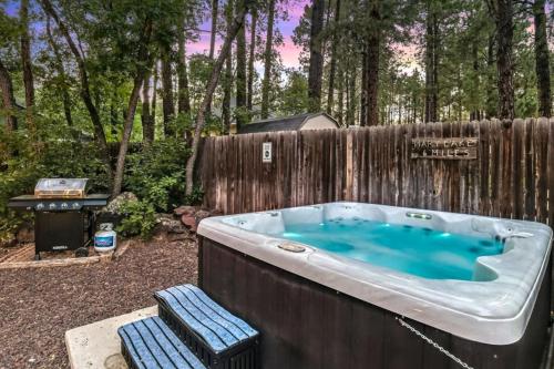 Flagstaff Retreat W Hot Tub Fireplace - Flagstaff