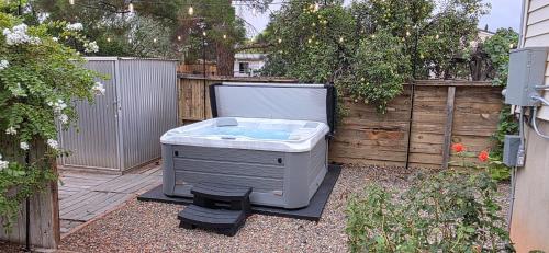 Paddleboards, Air Hockey, Grill, Fire Pit, Wd, Brkfst, Sleeps 14, Upper - Page