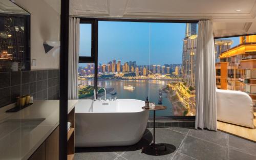 Home Of Youyou 重庆解放碑洪崖洞江景套房民宿 - Chongqing