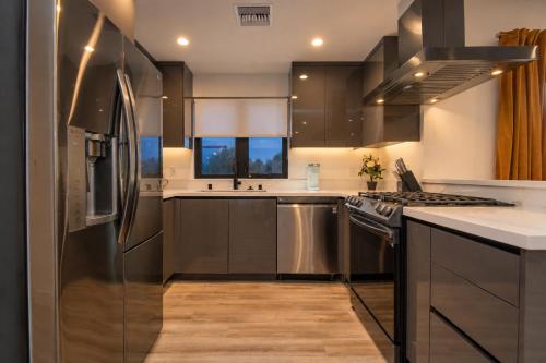 Regency Modern Apartments - Los Angeles