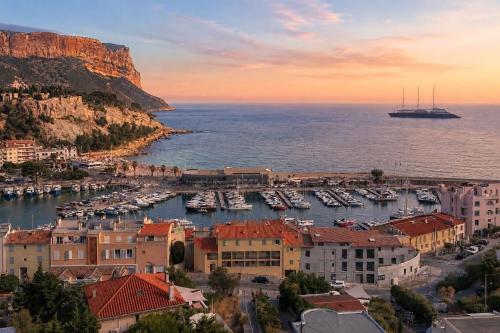 Cassis Et Ses Tresors - Cassis