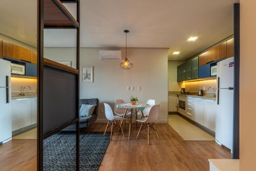 Stay Home Luxo Gramado - 1 Min Da Rua Coberta - Tudo A Pe - Apartamentos Decorados - Varanda - Ar Co - Gramado