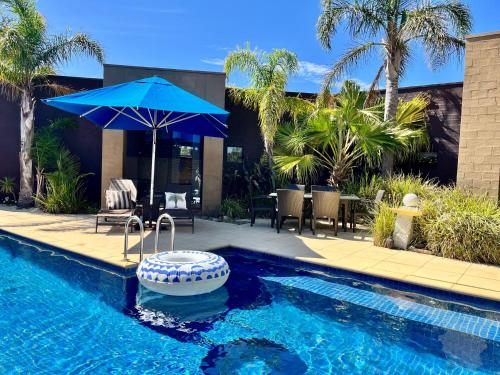 Pacific Paradise - Geelong