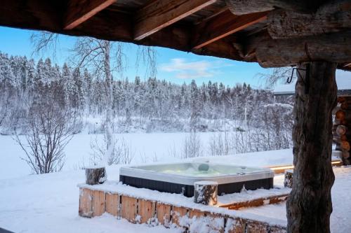 Private Log Villa By The Ivalo River - Inari