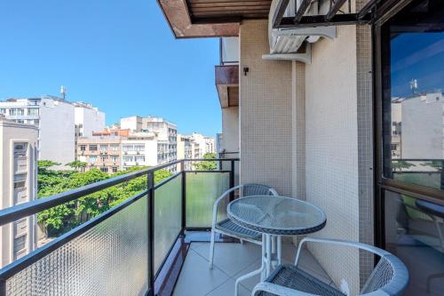 Apt Em Ipanema Com Varanda, Piscina & Sauna Perto Da Praia - Ipanema