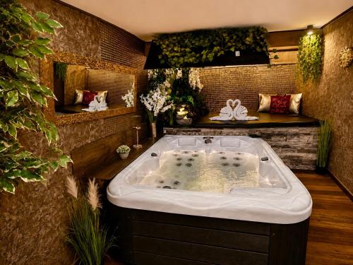 Sofia Private Wellness Apartman Prague - Sauna & Jacuzzi -