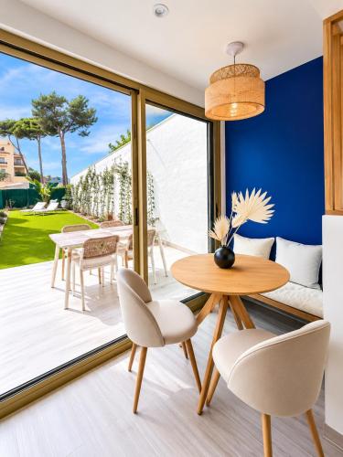 Riviera 1 Ou Riviera 2 Ou Reservez Les 2 Front De Mer Cagnes Sur Mer Promenade De La Plage - Cagnes-sur-Mer