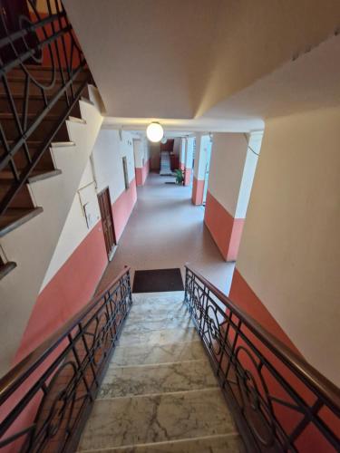 Intero-centrostoricoospedale-120m2-tworoons-parcheggiagratisvicino-parking Free Close - Alessandria
