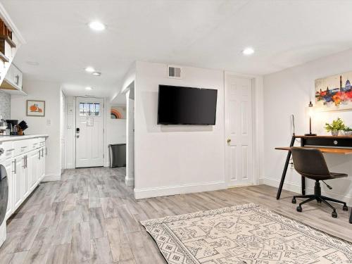 Studio Apartment Near Rfk Fields - Washington, DC