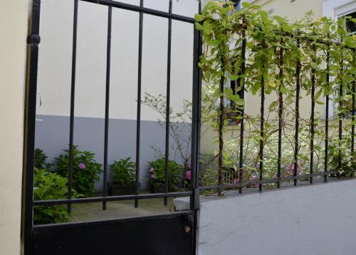 La Cour Du 5eme - Chambre D'hotes - Paris