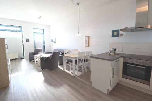 55 Ferienwohnung Strandnest 2 Strandburg App.0.2 Links - Fehmarn