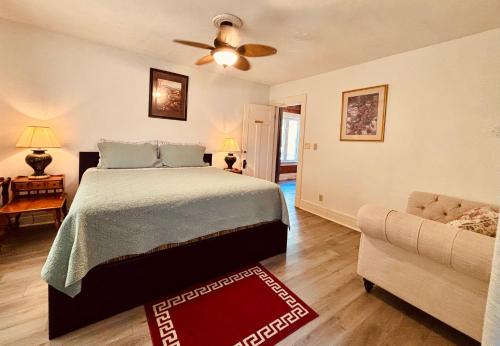 Adorable 2-bedroom Unit With Jacuzzi Beside Falls - Niagara Falls, NY