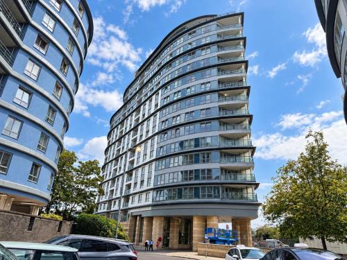 Vipabodes At Centrium Central Woking - Woking