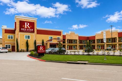 Red Star Inn & Suites - Houston, TX