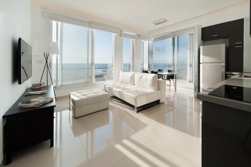 Beach Sunset Panorama Apartment - Tel Aviv-Yafo