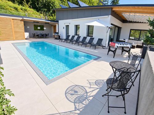 Villa In Tyrol With Pool - Landeck