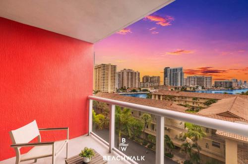 Beach Escape Beachwalk Resort Studio - Hollywood, FL