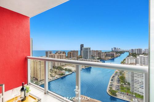 Beachwalk 27th Fl Private Bay Balcony - Hallandale Beach, FL