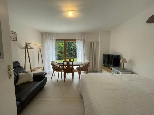 Little Nest - Montreux