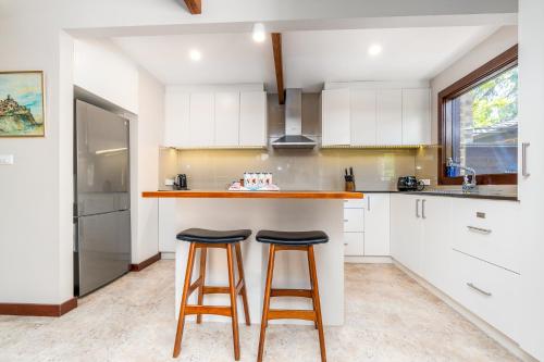 Charming Two-story 2br Townhouse In Braddon - Hosted By Canstay - 캔버라