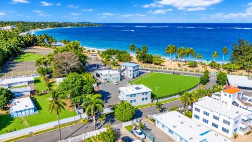 Entire Beachfront Villa Complex 12 Bedrooms 6 Baths Sleeps 48 - Dorado
