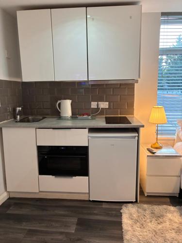 Studio With En Suite, Compact And Comfortable For 1-2 People - Luton