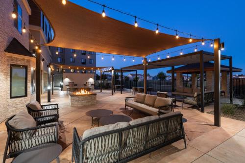 Staybridge Suites Manteca By Ihg - Manteca, CA