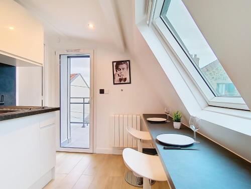 Vie D'artiste Argenteuil, Seul A Son Etage - Argenteuil
