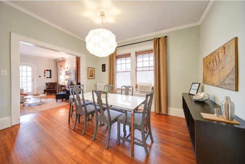 Elegant 1br King Condo, Elizabeth-plaza Midwood - Charlotte, NC