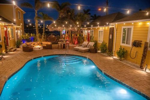 Queen Bed-step 2 Madeira Beach-heated Pool-private - Treasure Island, FL