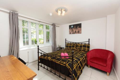 Ensuite Room Near Airbus & Rolls-royce, Southmead Hospital - Brístol