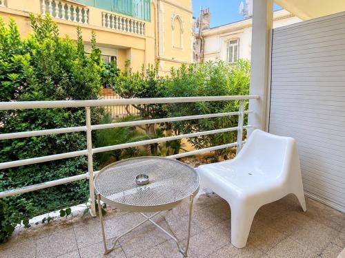 Renovated 2 Bedrooms - Boulevard De La Croisette - Cannes
