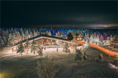 Aurora Pyramid Glass Igloos - Kittilä