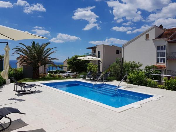 Apartments Diamond - Podstrana