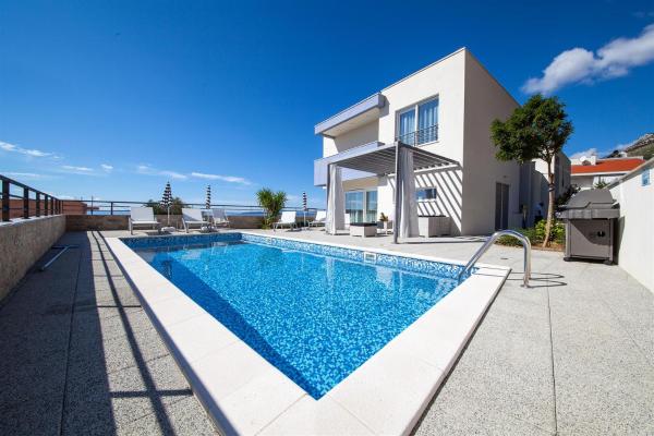 Vacation Home Geminus - Baška Voda