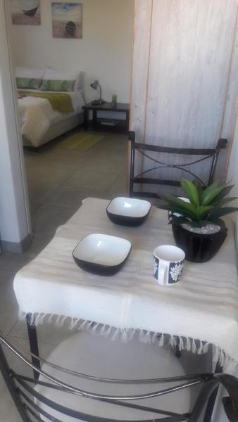 Self-catering Studio, Unit 6 On Krupp - Windhoek