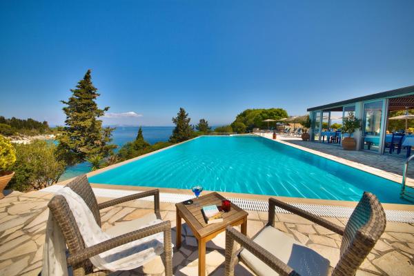 Glyfada Beach Villas - Paxi