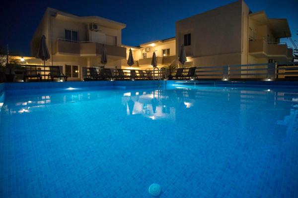 Naiades Luxury Apartments - Crete