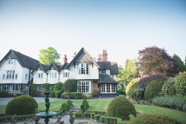 Mere Court Hotel - Warrington