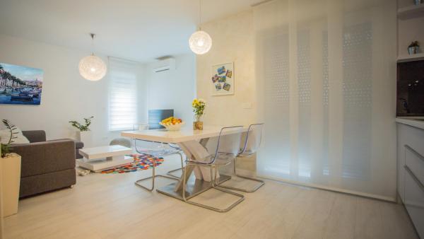 4 Star New Modern Apartment "Marjan Ii" - Podstrana