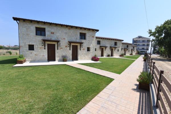 Tsimpoukas Village - 할키디키