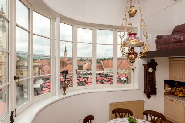 Main Square Penthouse