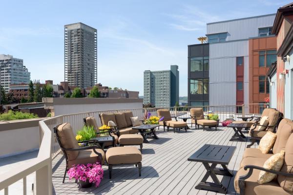 Belltown Inn - Bainbridge Island, WA