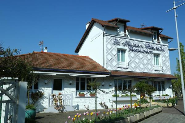Hôtel Restaurant Maison Blanche - Massy