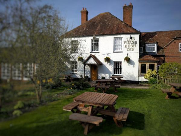 The Furze Bush Inn - Highclere