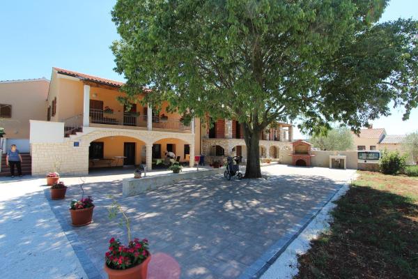 Apartments Luna - Croatia