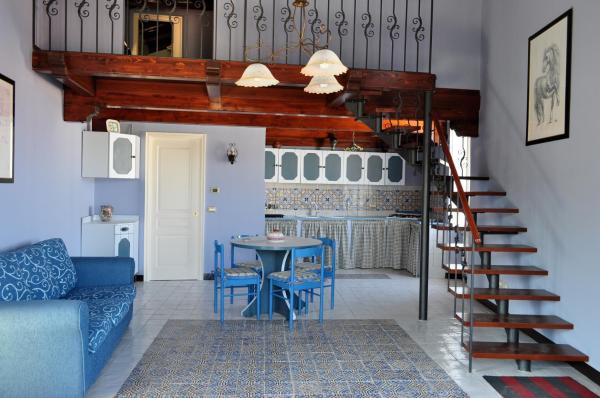 Appartamenti Di Villa Ellizabeth A2 4 Posti Letto - Milazzo